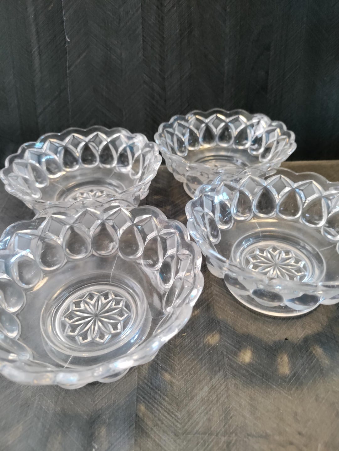 Set of 4 Vintageclear Glass Drop Diamond Pattern Footed 4.75 Dessert ...