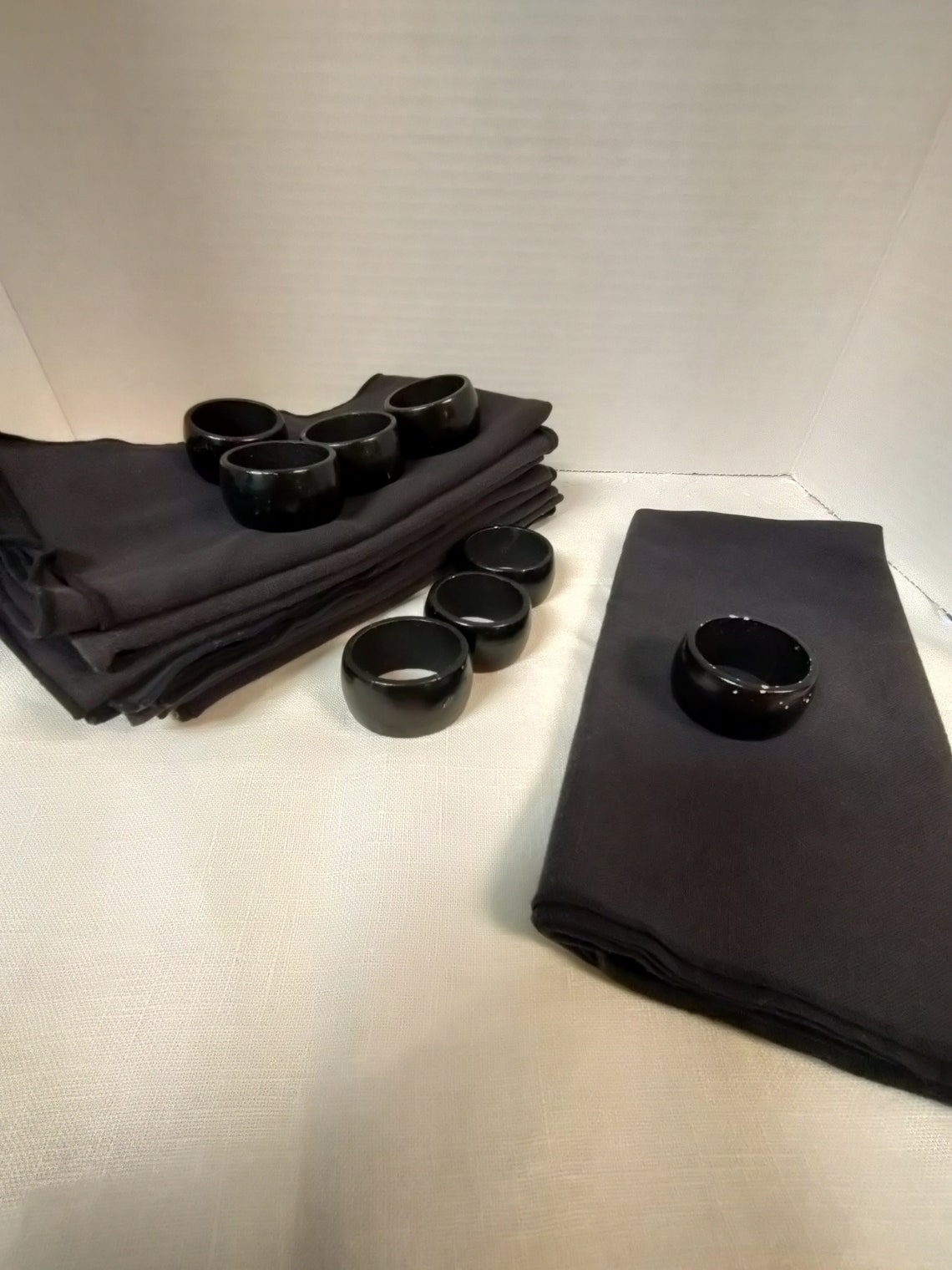 Vintage 8 Black Cloth Napkins and 8 Wooden Black Napkin Rings - Etsy