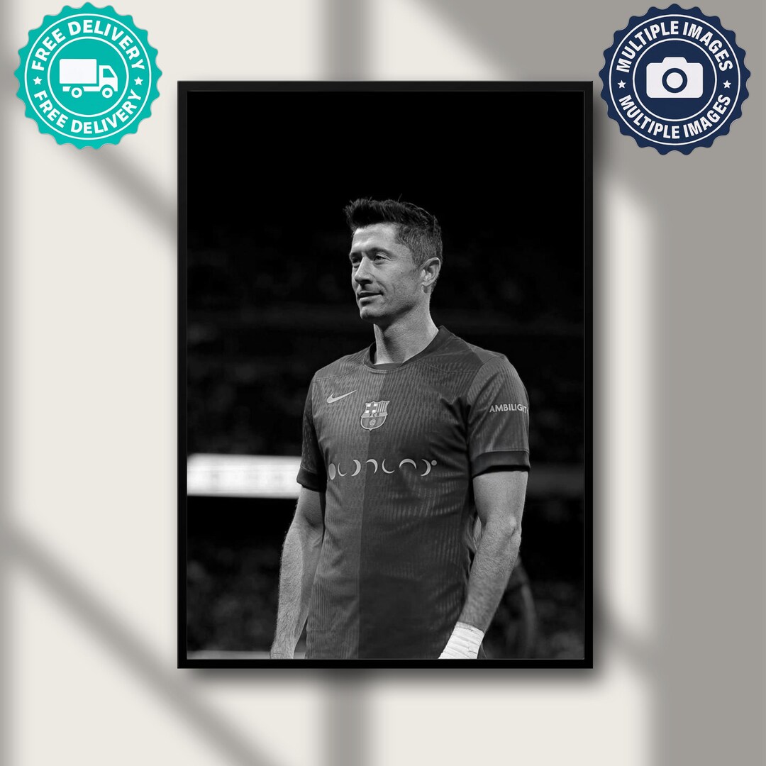 Robert Lewandowski Poster, Football Print, Soccer Canvas, Sports Wall ...