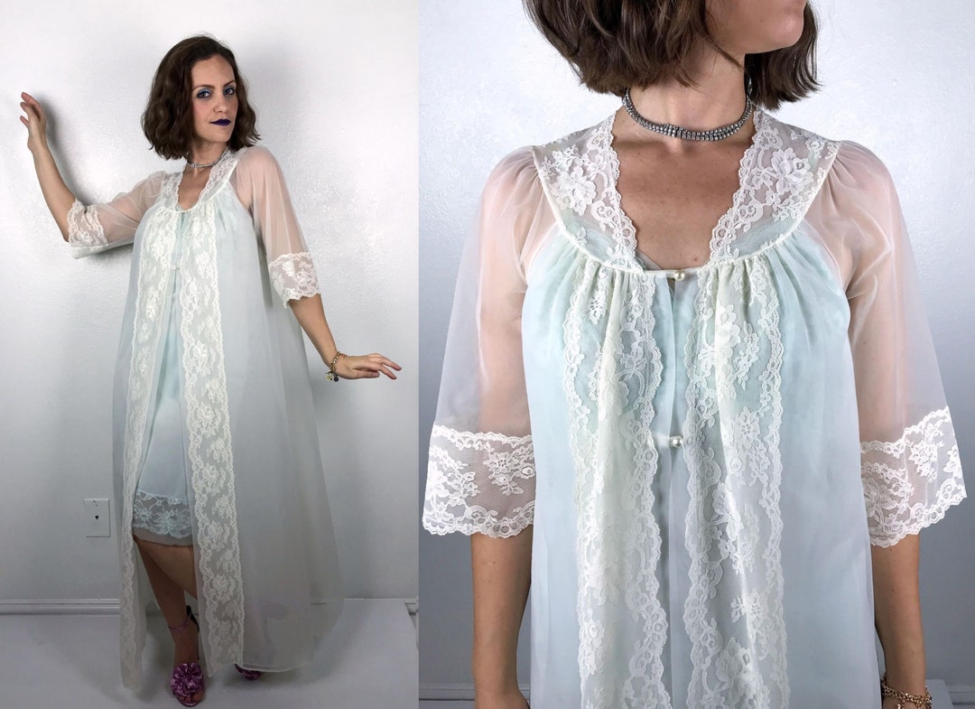Vintage 60s WHITE Sheer Lace PEGNOIR Small/medium Floaty Half Sleeve ...