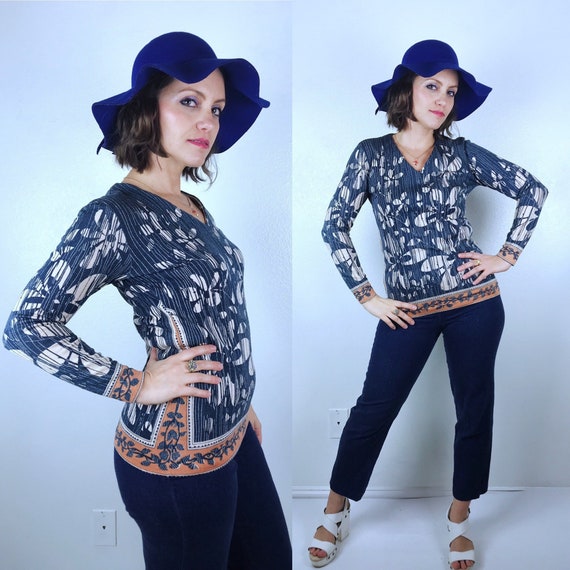 vintage 60s Dusty Blue FLOWER POWER Psychedelic Knit … - Gem