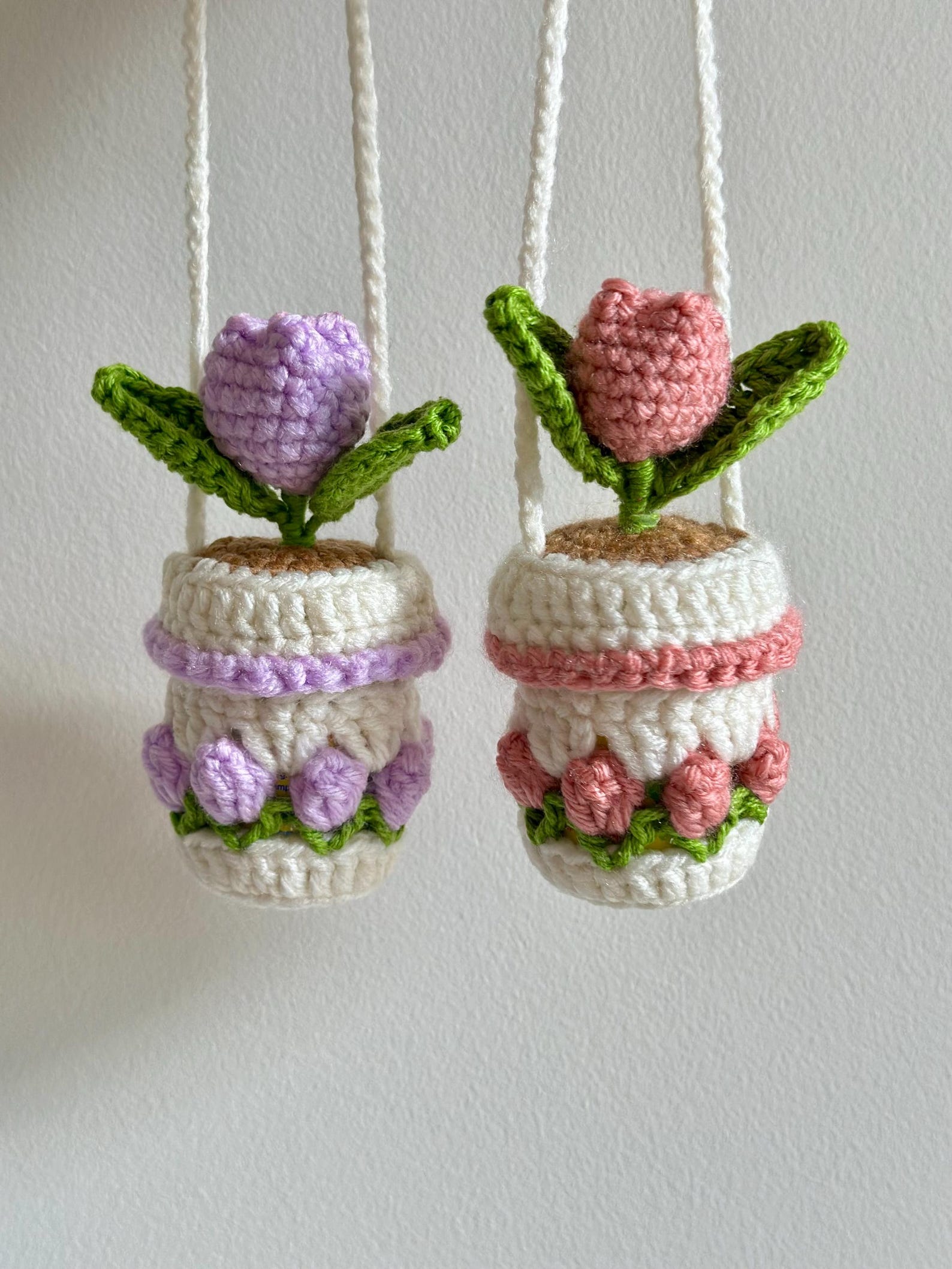 Tulip Yadom Inhaler Case Crochet Pattern | Thai Inhaler Holder Keychain ...