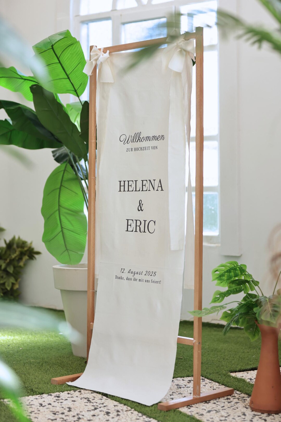 Custom Linen Wedding Sign: Personalized Fabric Welcome Banner - Etsy
