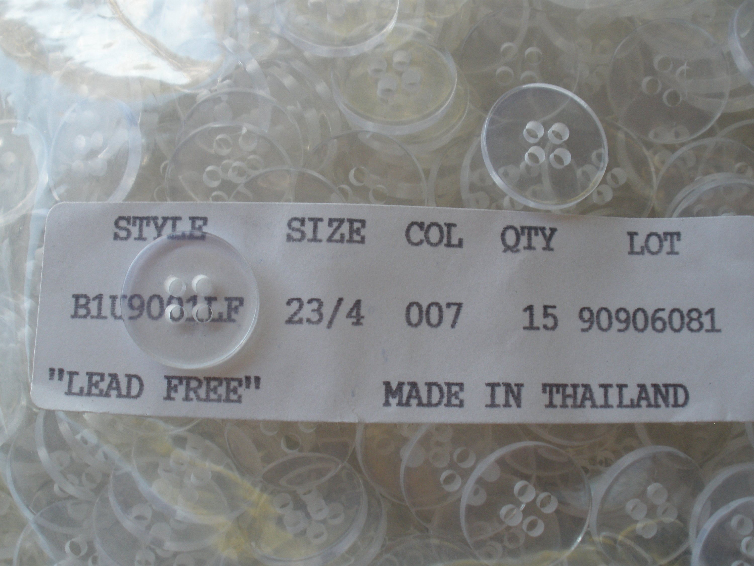 Crystal Clear Lead Free Buttons 15MM 23L 4-hole Plastic Sew on Costume ...