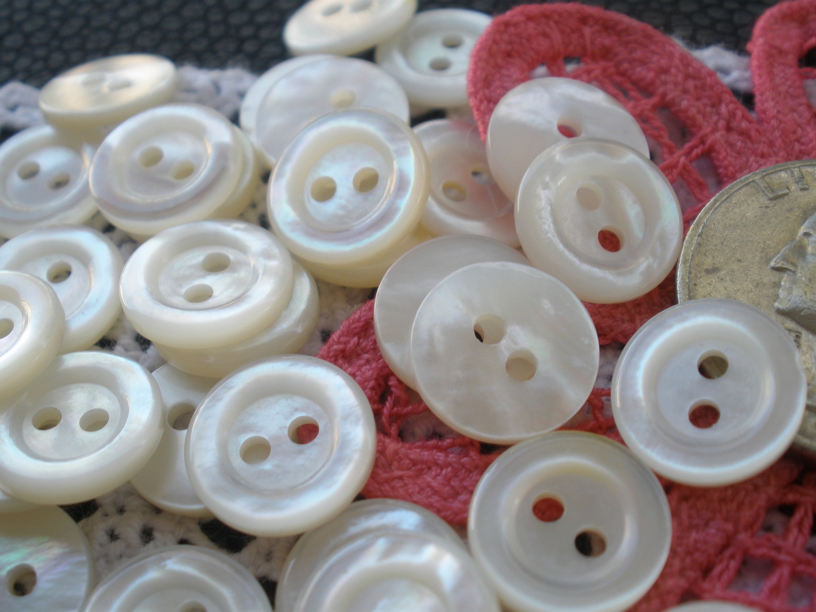 11MM Wide Rim Real Shell Buttons Pearly White Carved MOP 18L 2 Hole Sew ...