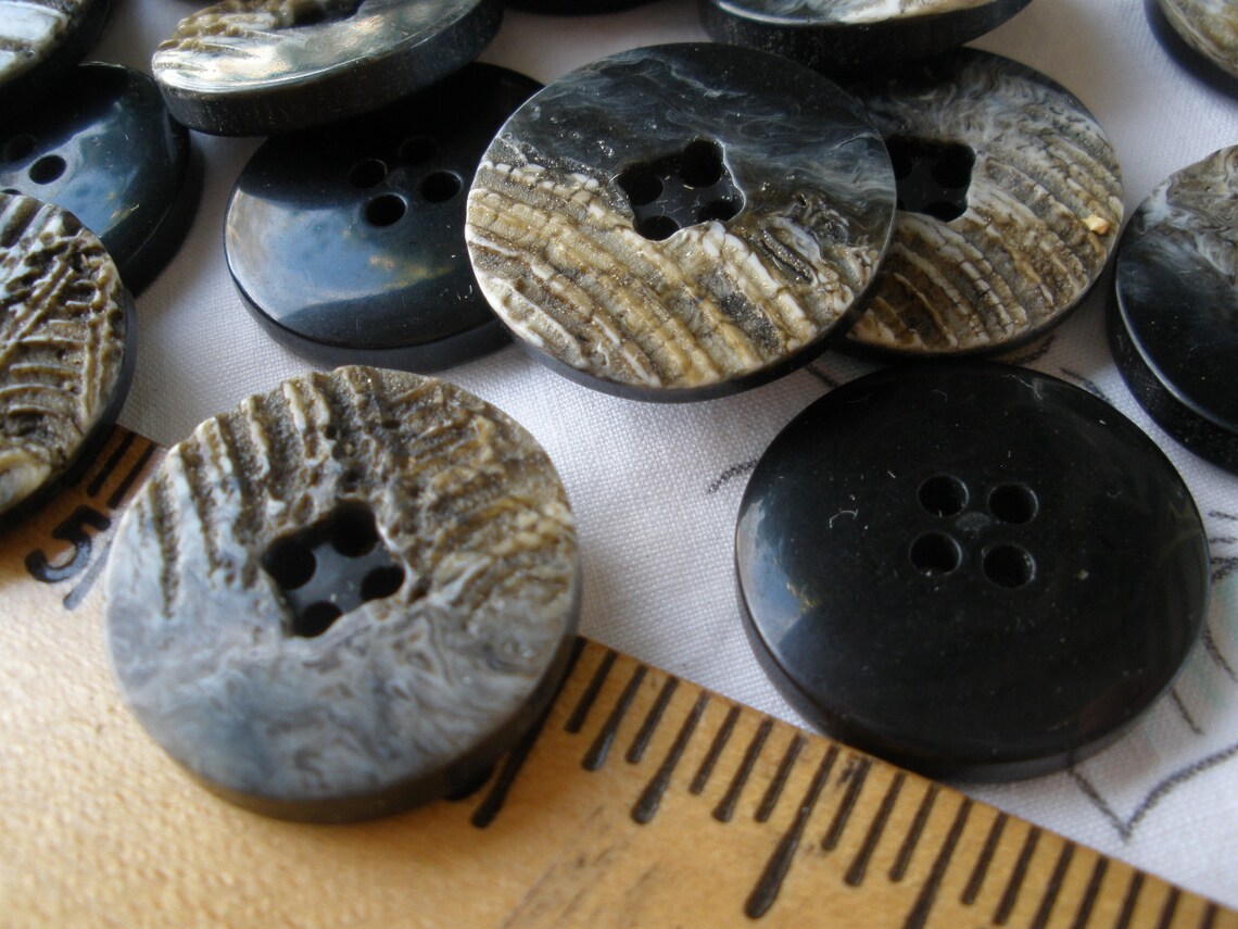 Textured Cut Stone Look Buttons 36L (7/8" 23MM) Plastic Sew on Plain ...