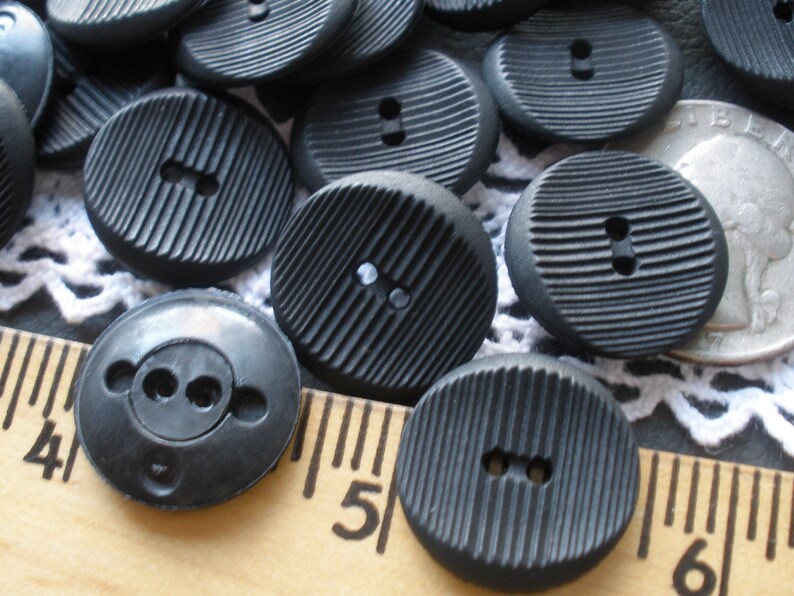17MM Textured Matte Black Plastic Buttons 36 Each Vintage 28L 11/16" 2 ...