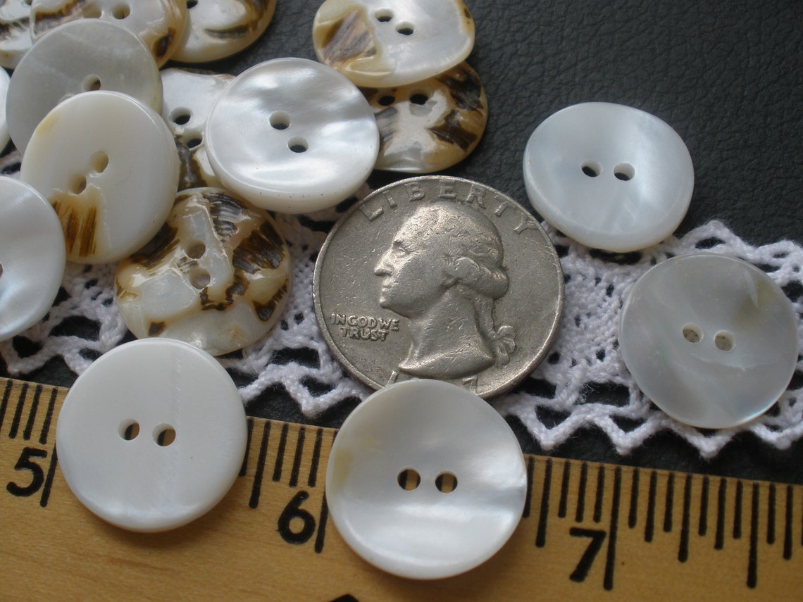Pearly White Thick Textured Real Shell Buttons 11/16 28L | Etsy