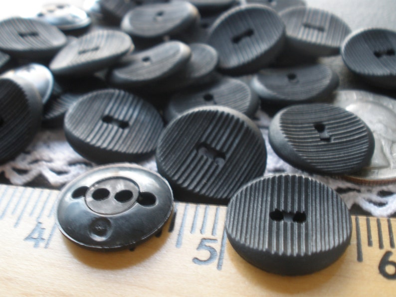 17MM Textured Matte Black Plastic Buttons 36 Each Vintage 28L 11/16" 2 ...