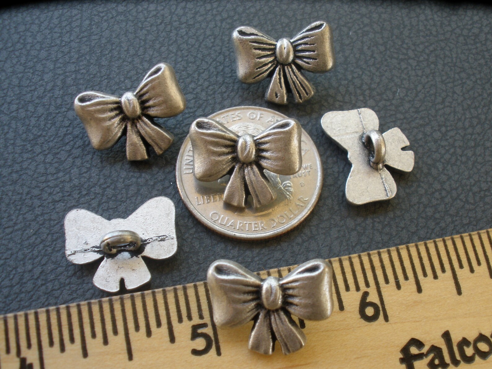 Vintage Metal Bow Buttons Pewter Color Shank Size 28L - Etsy