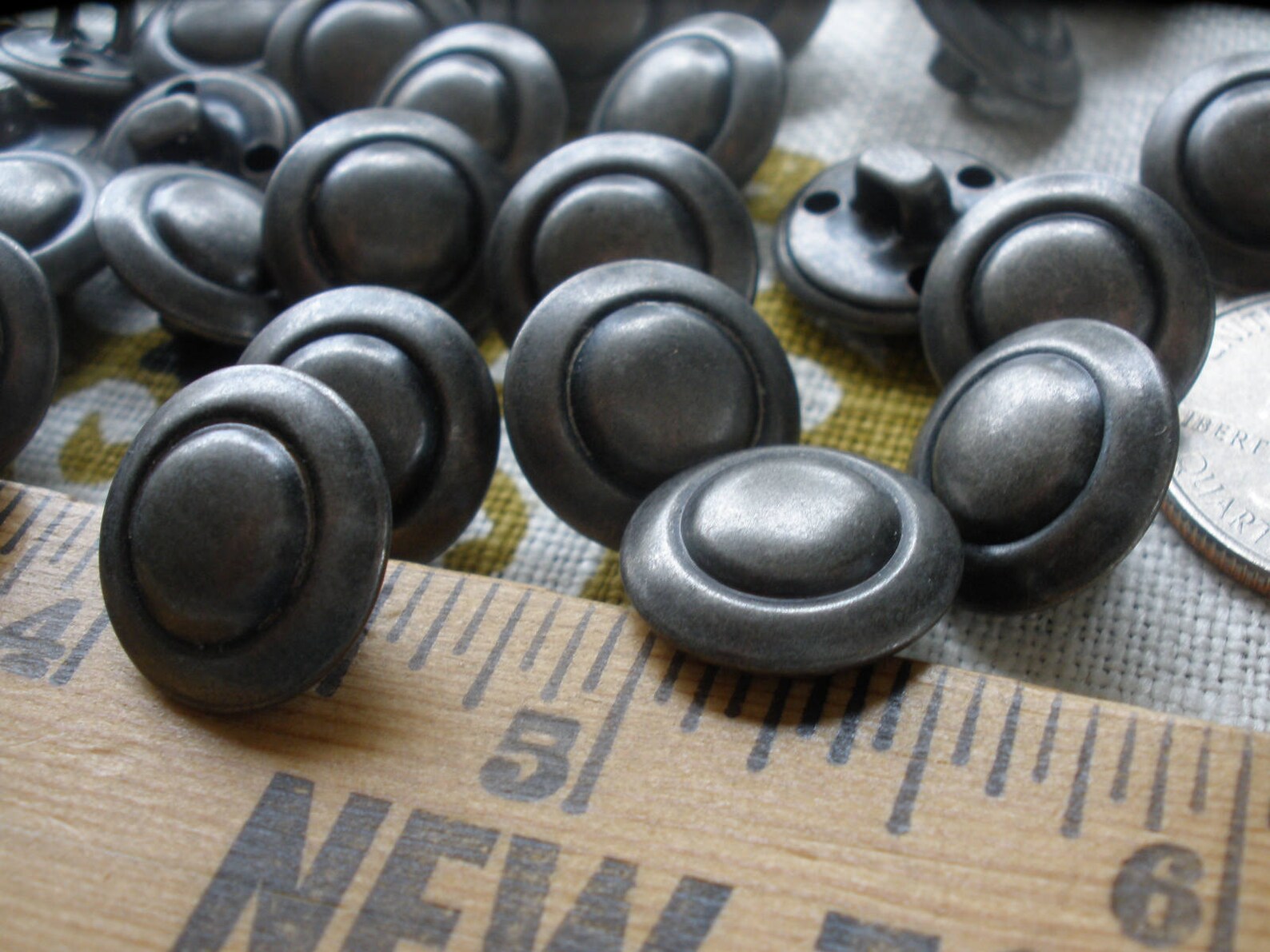 Hollow Ring Dome Shank Buttons 24L Dull Silver Dark Pewter (5/8