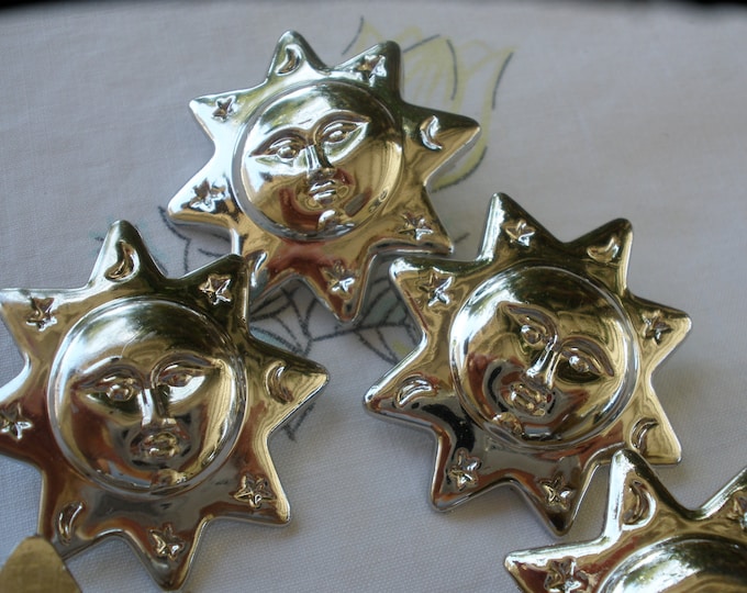 Celestial Sun Face Buttons Silver Color Metallic Plastic 35MM Shank 55L ...