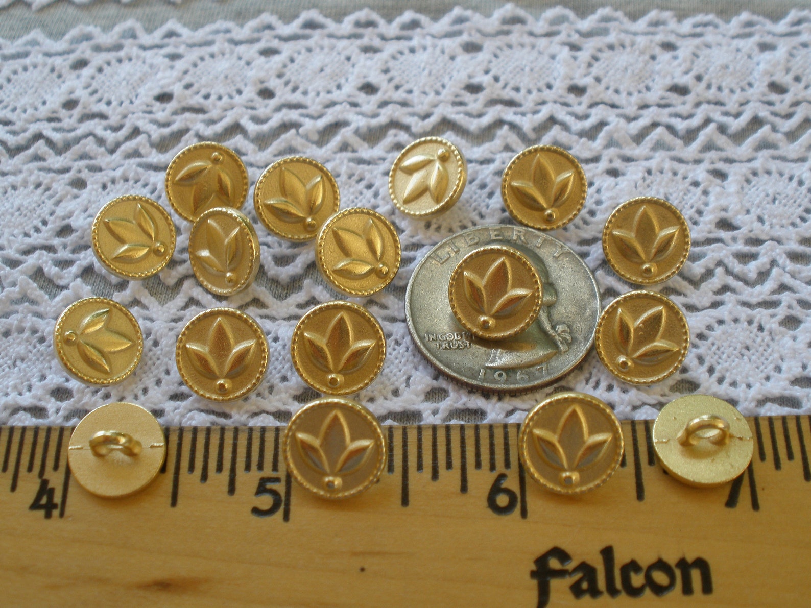 Tiny Tulip Flower Metal Buttons Gold or Silver Color 18L | Etsy