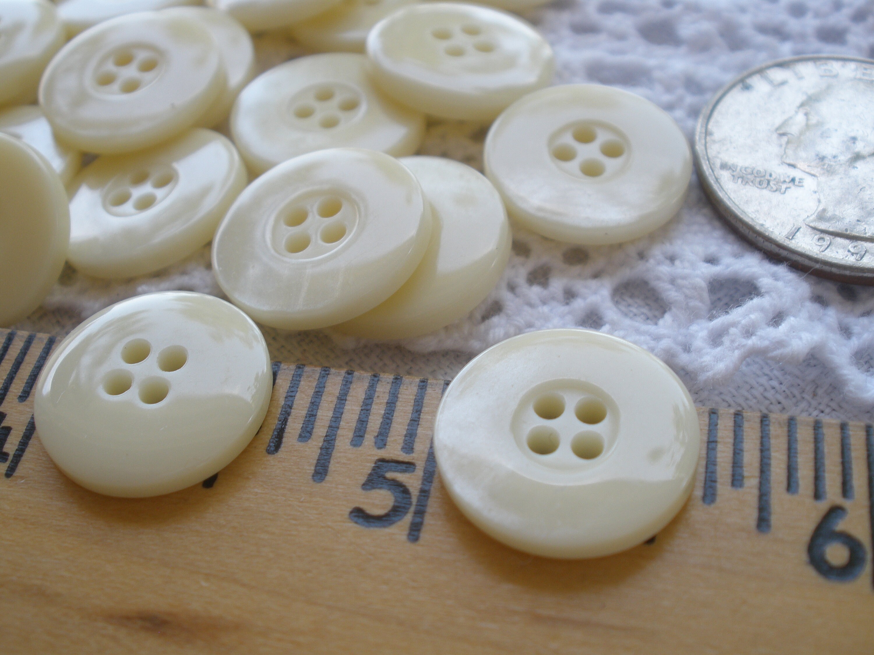 Pearlized Plastic Cream Shirt Buttons Sizes 12MM & 15MM (19L 24L) 4 ...