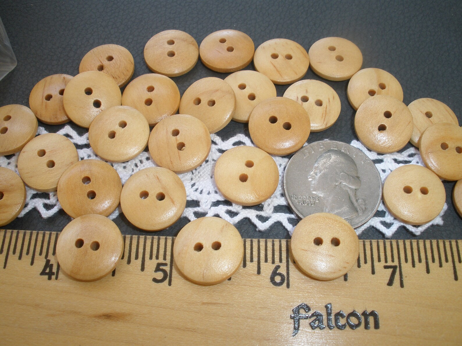 Rounded Wooden Buttons 15MM Light Wood Wax Finish 24L 5/8" Natural 2 ...