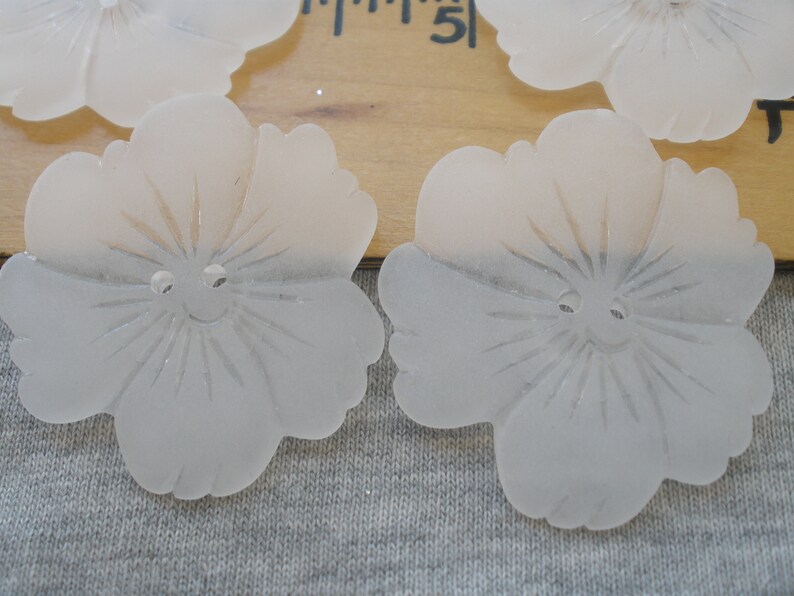 35MM Frosted Acrylic Flower Buttons Art Deco 1 3/8" 55L Bridal Costume ...