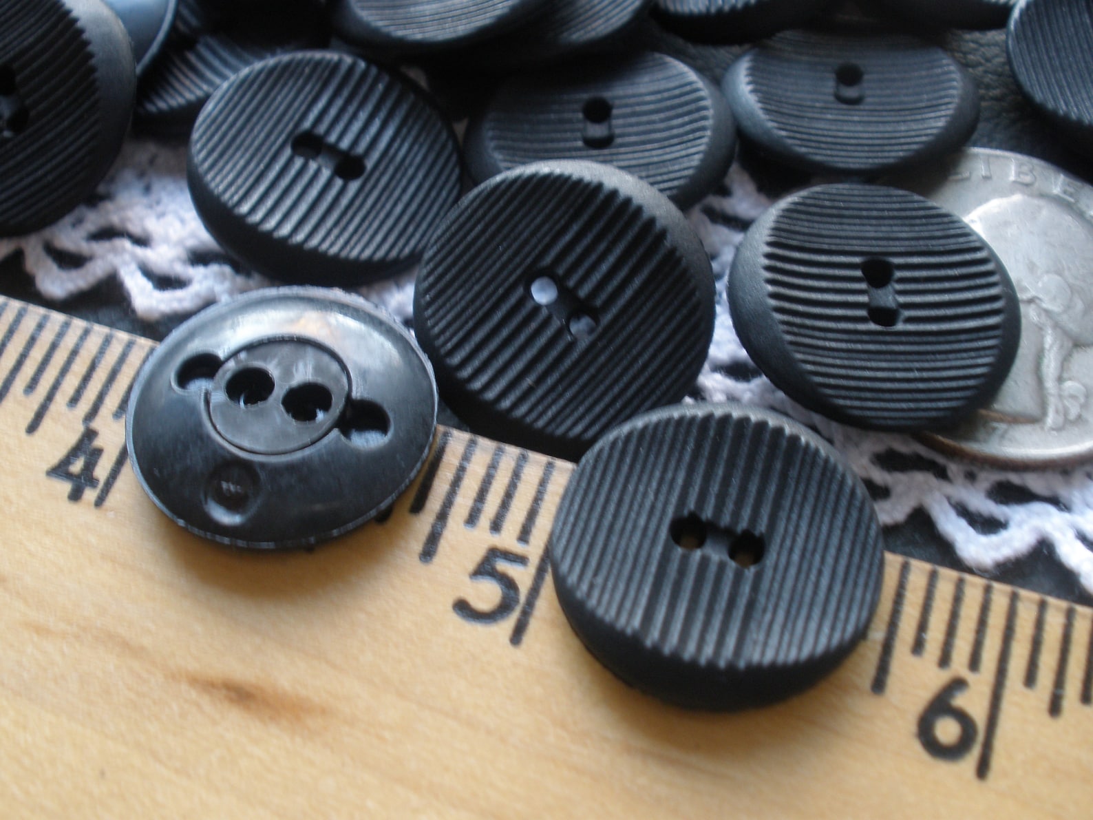 17MM Textured Matte Black Plastic Buttons 36 Each Vintage 28L 11/16" 2 ...