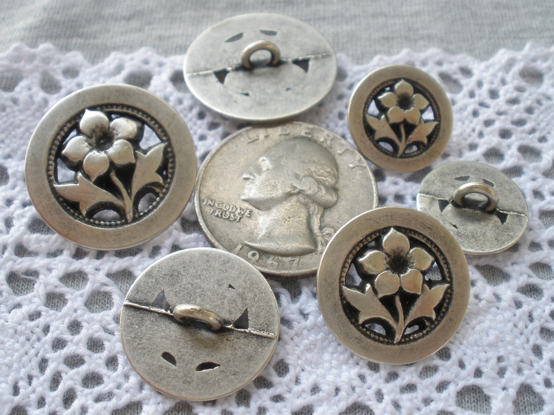 Gorgeous Flower Metal Shank Buttons Antique Silver Sizes | Etsy