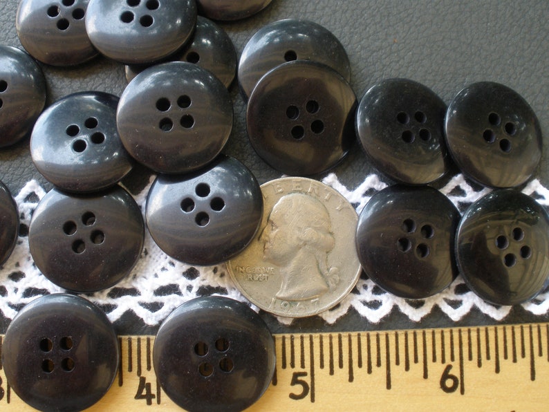 19MM Basic Round 4 Hole Black Buttons 3/4 Tapered to - Etsy