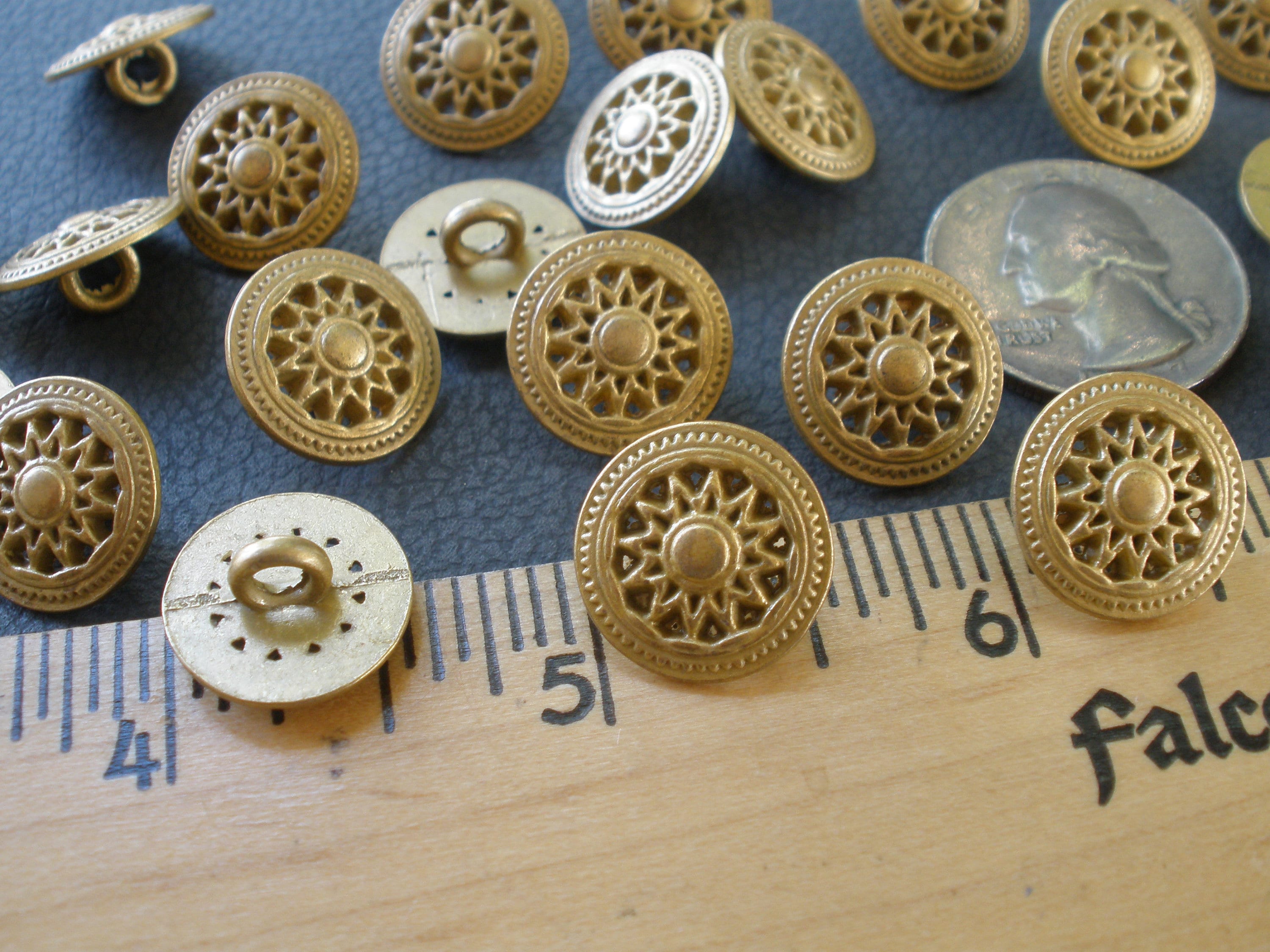 Pierced Metal Filigree Sun Buttons 5/8 Shank 15MM 24L | Etsy