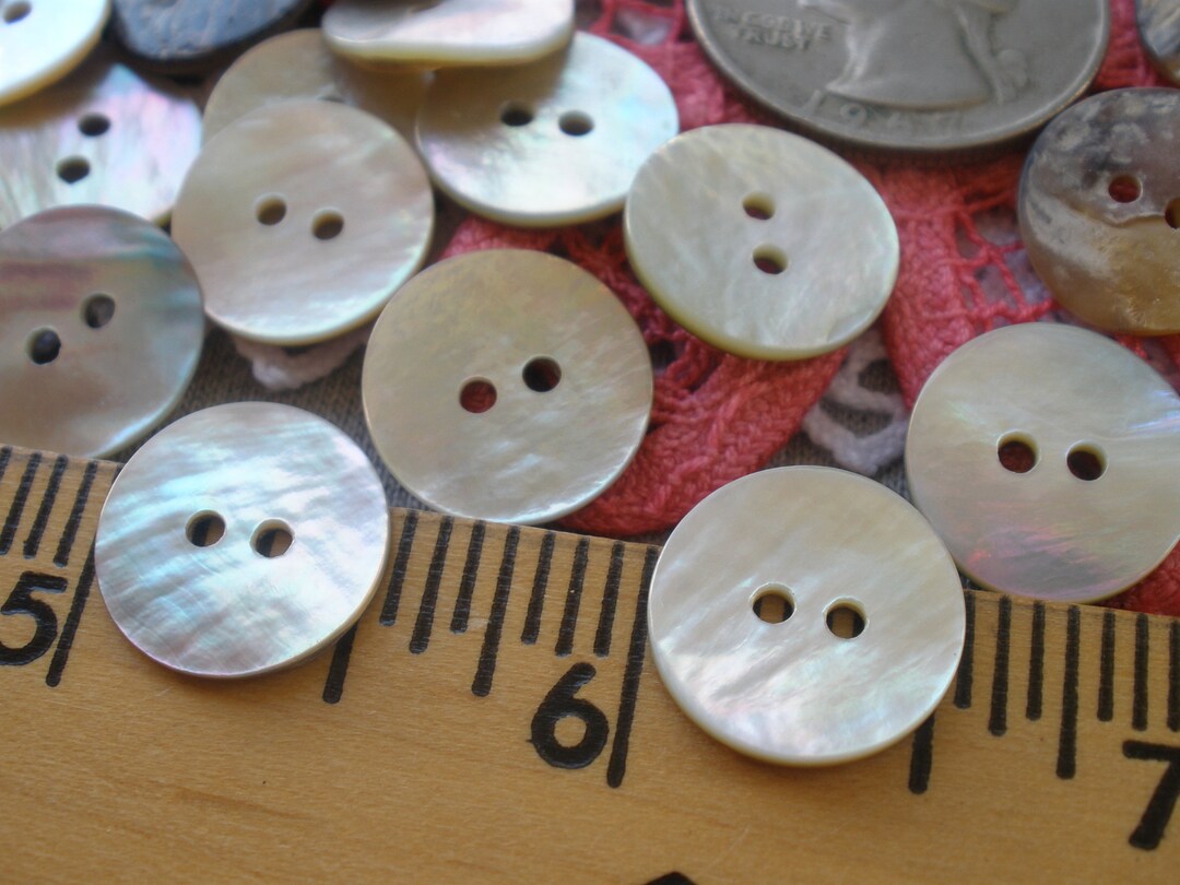 14MM Real Shell Buttons Natural MOP 22L 9/16" Pearly White Akoya 2 Hole ...