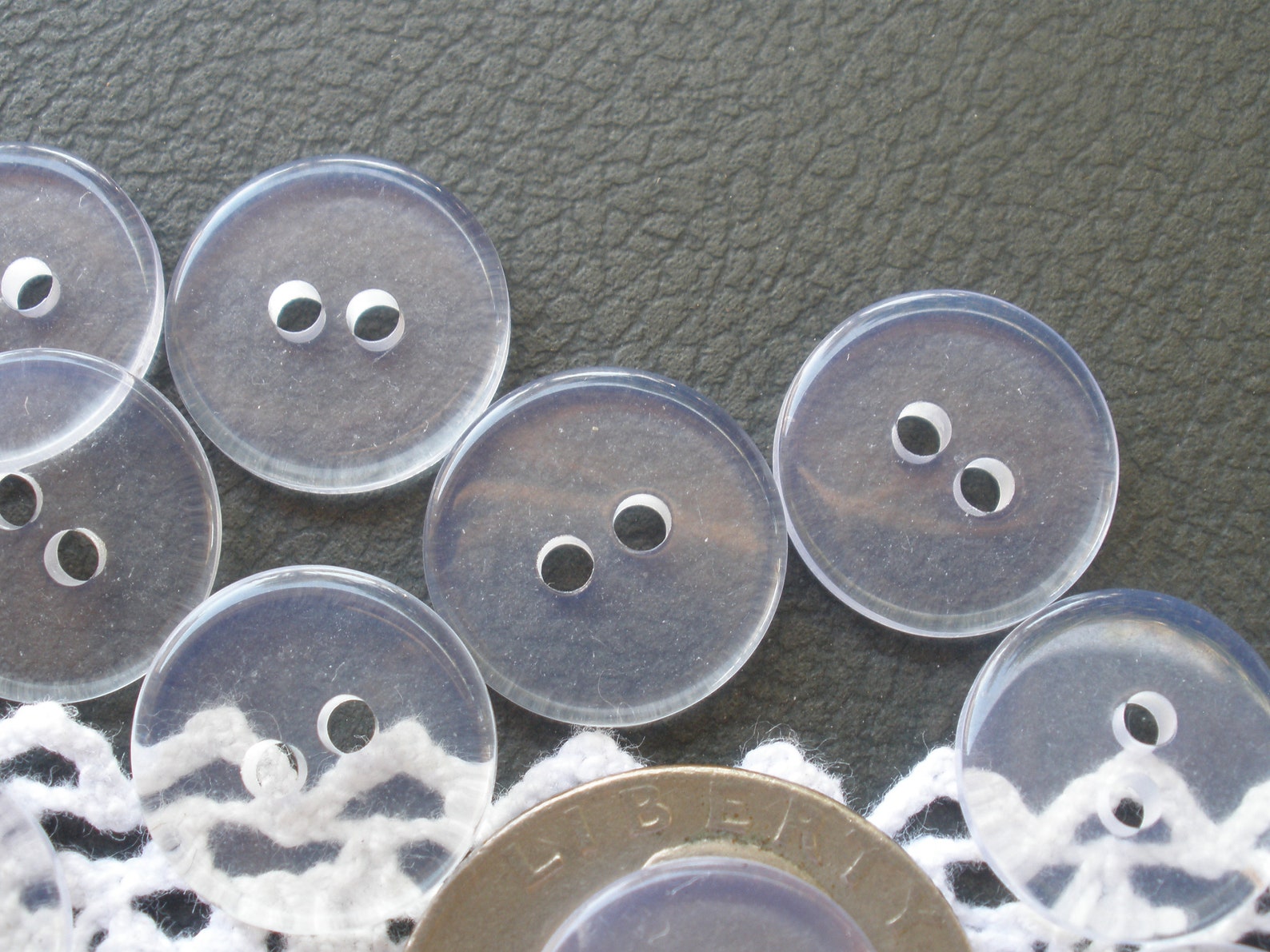 Cool Clear Buttons 14MM 22L 9/16 2 Hole Plastic Resin - Etsy