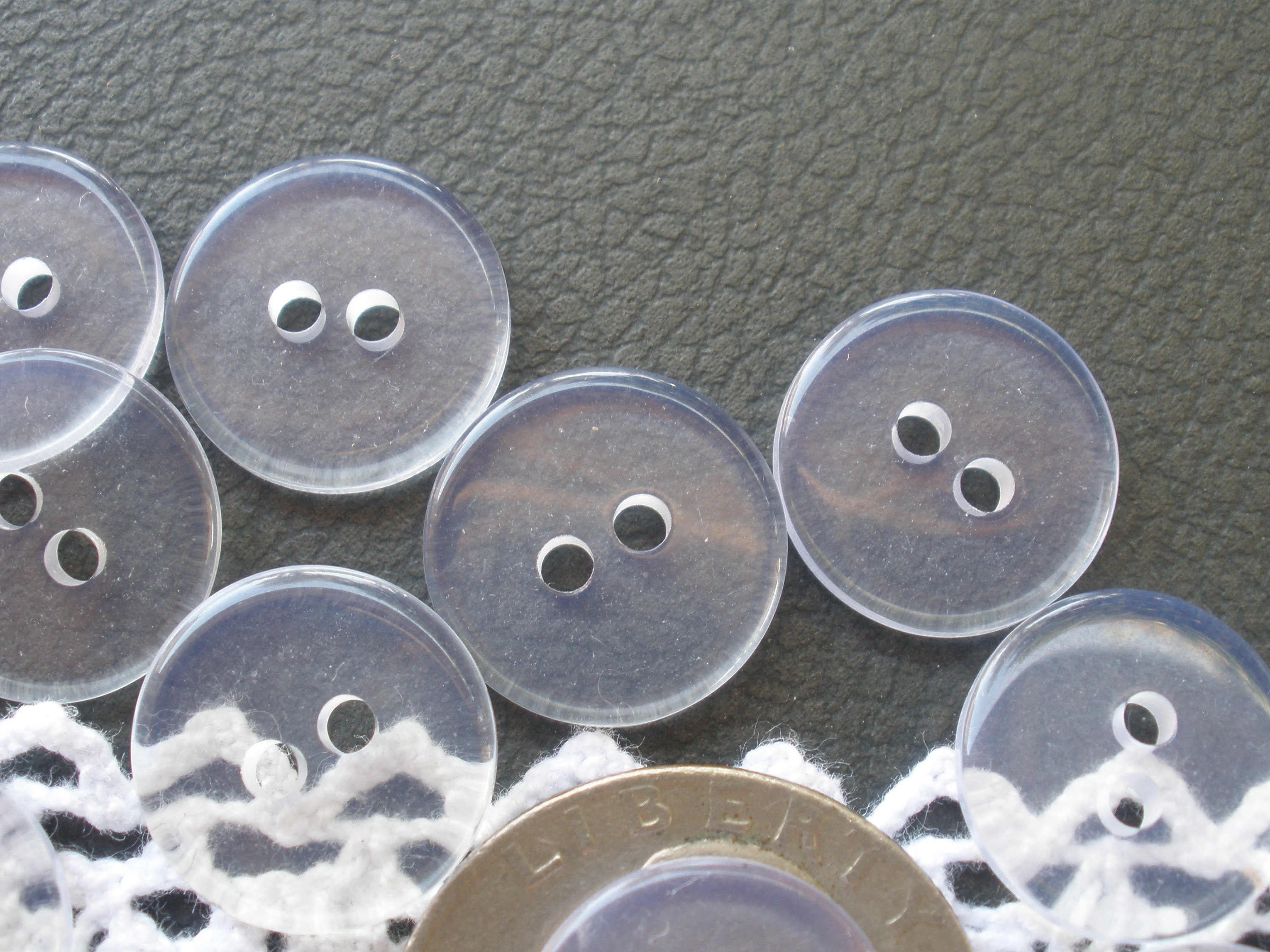 Cool Clear Buttons 14MM 22L 9/16" 2 Hole Plastic Resin Sew on Sewing ...