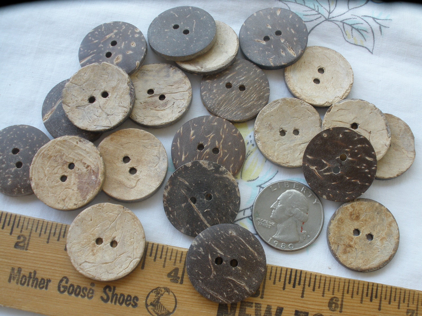 25MM Rustic Round Coconut Shell Buttons 2 Hole Sew on 12 Each 40L 1 ...