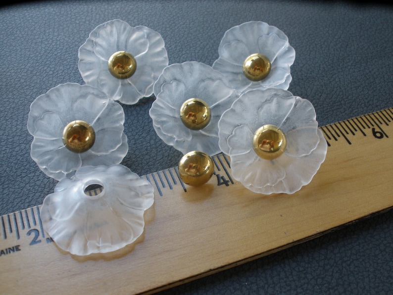 30MM Frosted Acrylic 3D Flower Buttons 8MM Faux Pearl or 10MM Gold Gilt ...