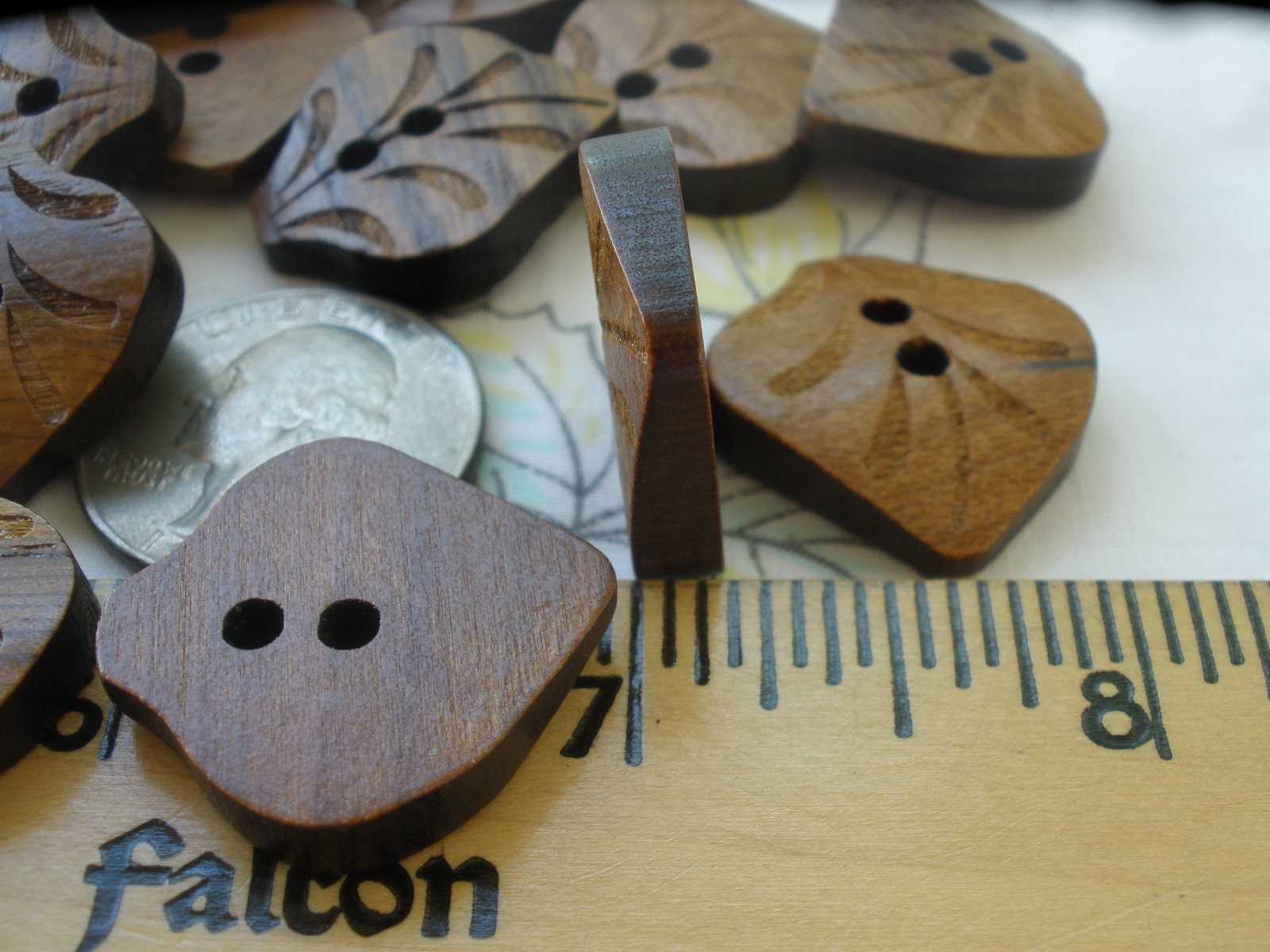 Carved Leaf Shape Wood Buttons 2 Hole Sew-on 12 Pieces 40L 1 - Etsy
