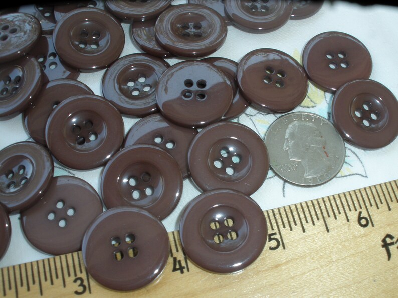 23MM Chocolate Brown Buttons 4-hole sew on 7/8 size 36L | Etsy