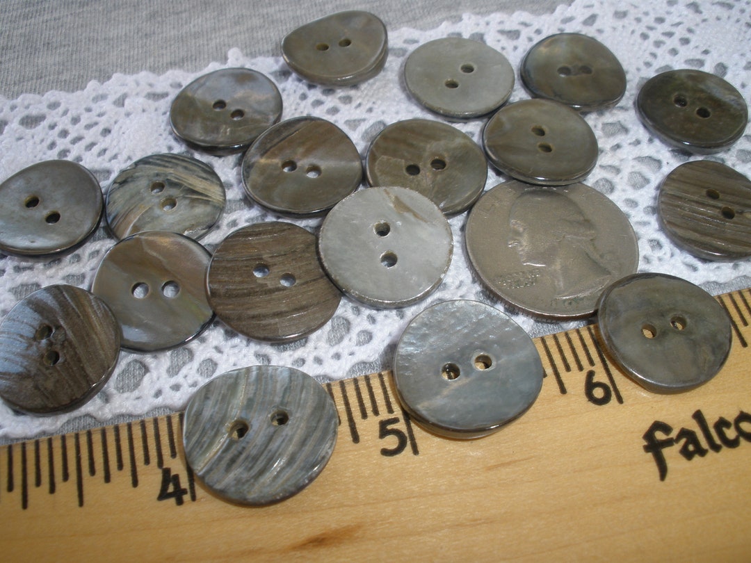 Gorgeous Silver Gray Brown Mussel Shell Buttons 17MM 28L 11/16" Pearl ...
