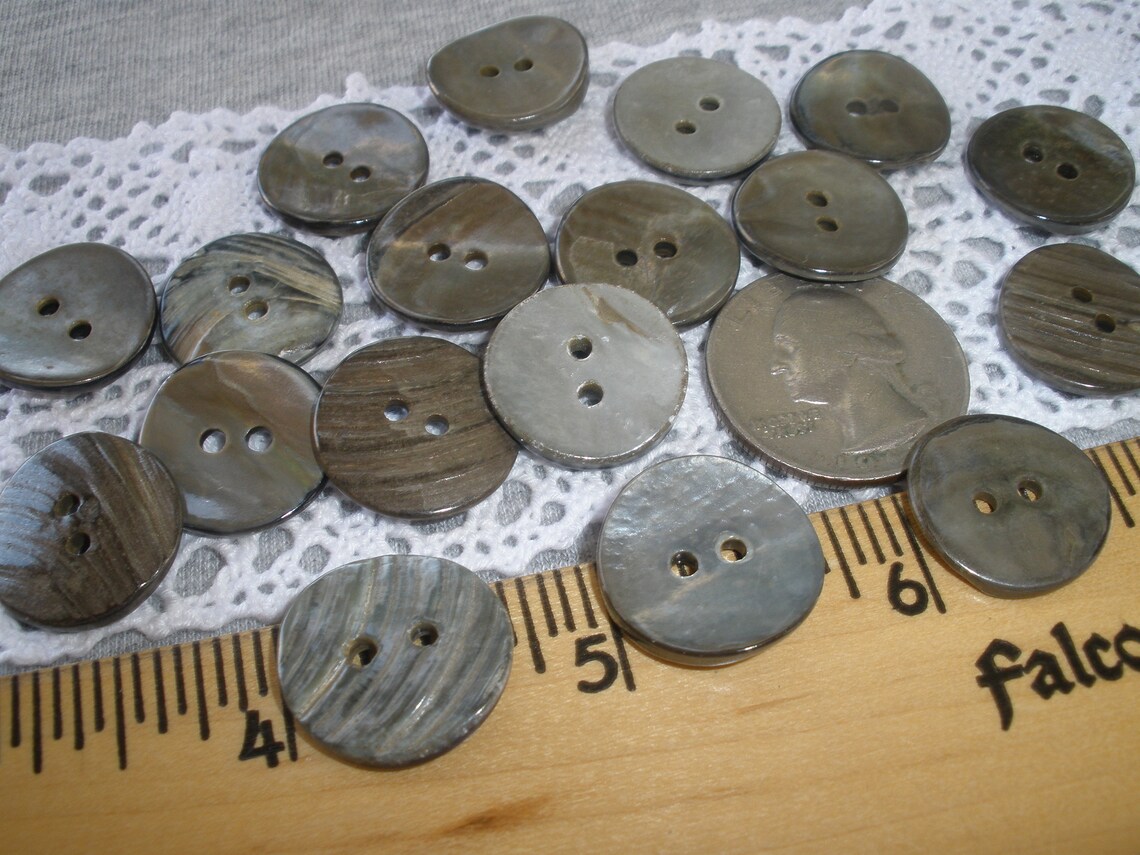 Gorgeous Silver Gray Brown Mussel Shell Buttons 17MM 28L | Etsy