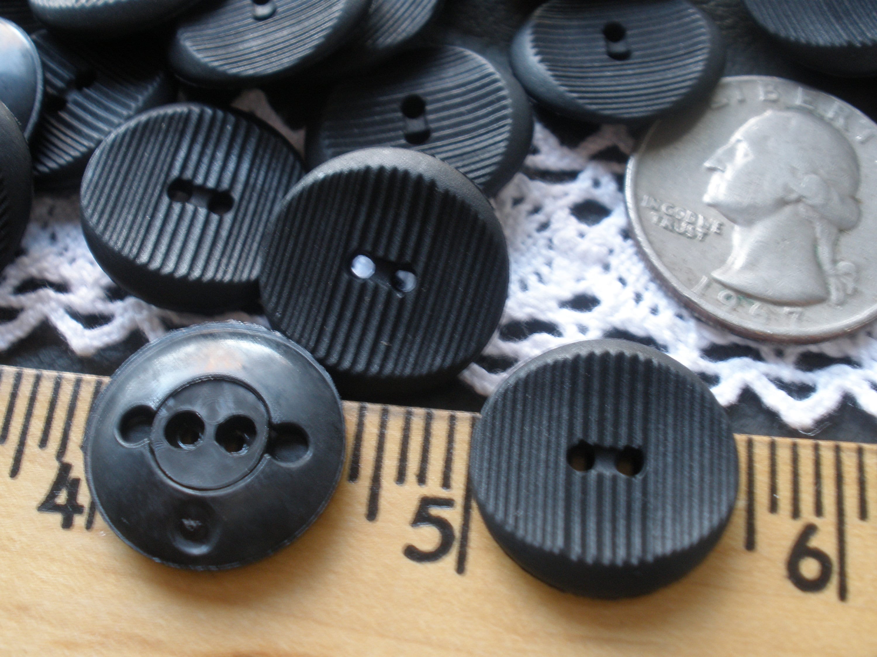 17MM Textured Matte Black Plastic Buttons 36 Each Vintage 28L 11/16" 2 ...