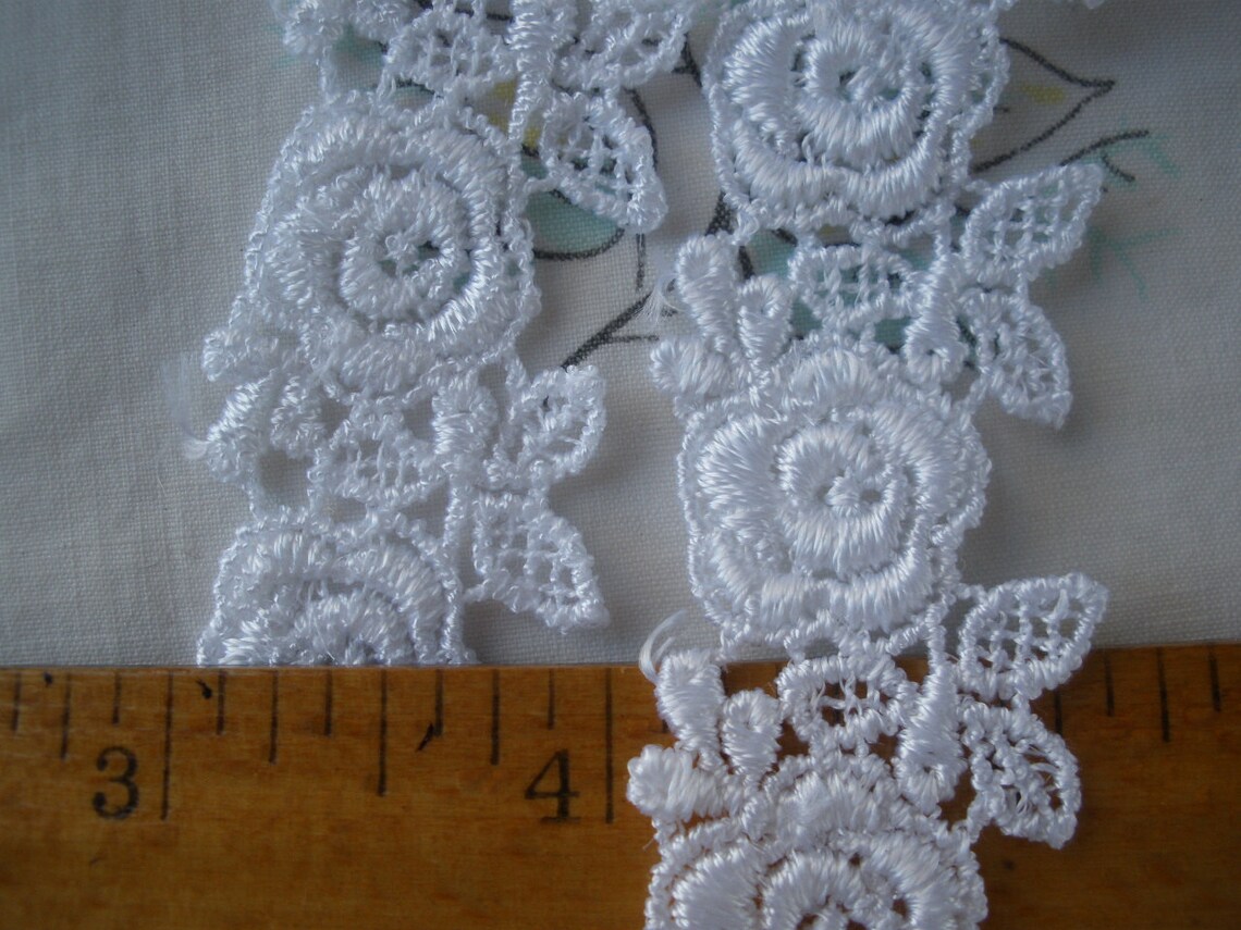 White Venise Rose Chain Applique Trim 1" Wide Lace Leaves Scrapbook ...