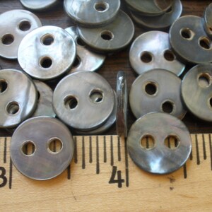 Large Holes Flat Thick Gray Smoke MOP Pearl Buttons 14mm 9/16" 22L Real ...