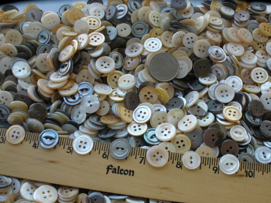 Vintage Real Shell Buttons Mixed lots 3 ounces 120pcs Carved | Etsy