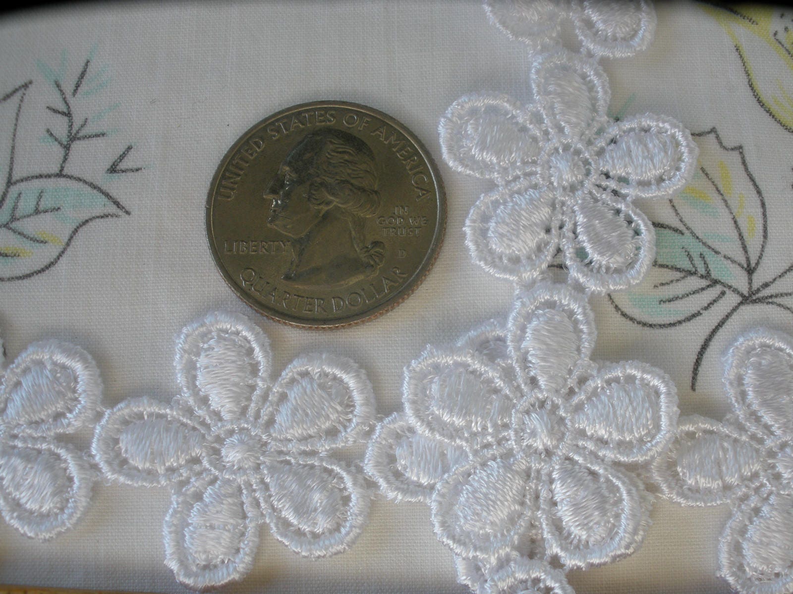 White Flower Daisy Chain Venise Lace Trim 1" Wide Bobbin Lace Cluny ...