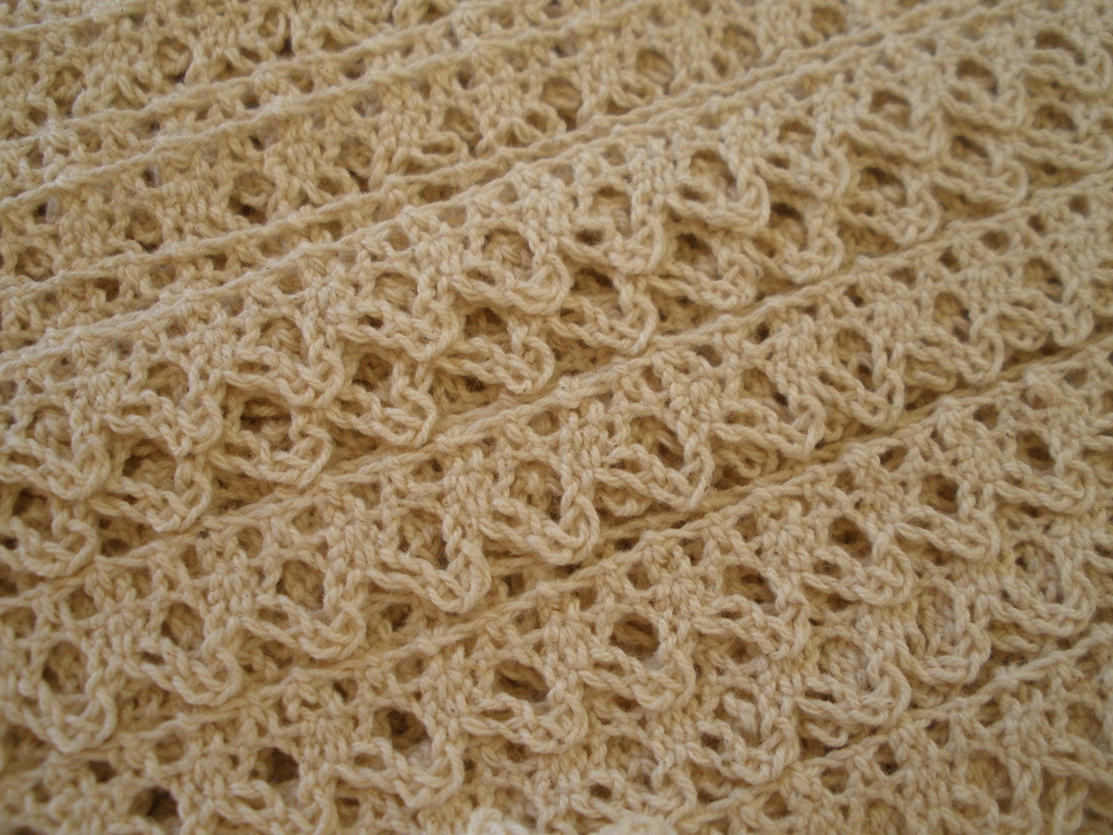 Beige Cluny Lace Chevron Cotton Trim 5/8" 15MM Wide Ric Rack Edge Retro ...