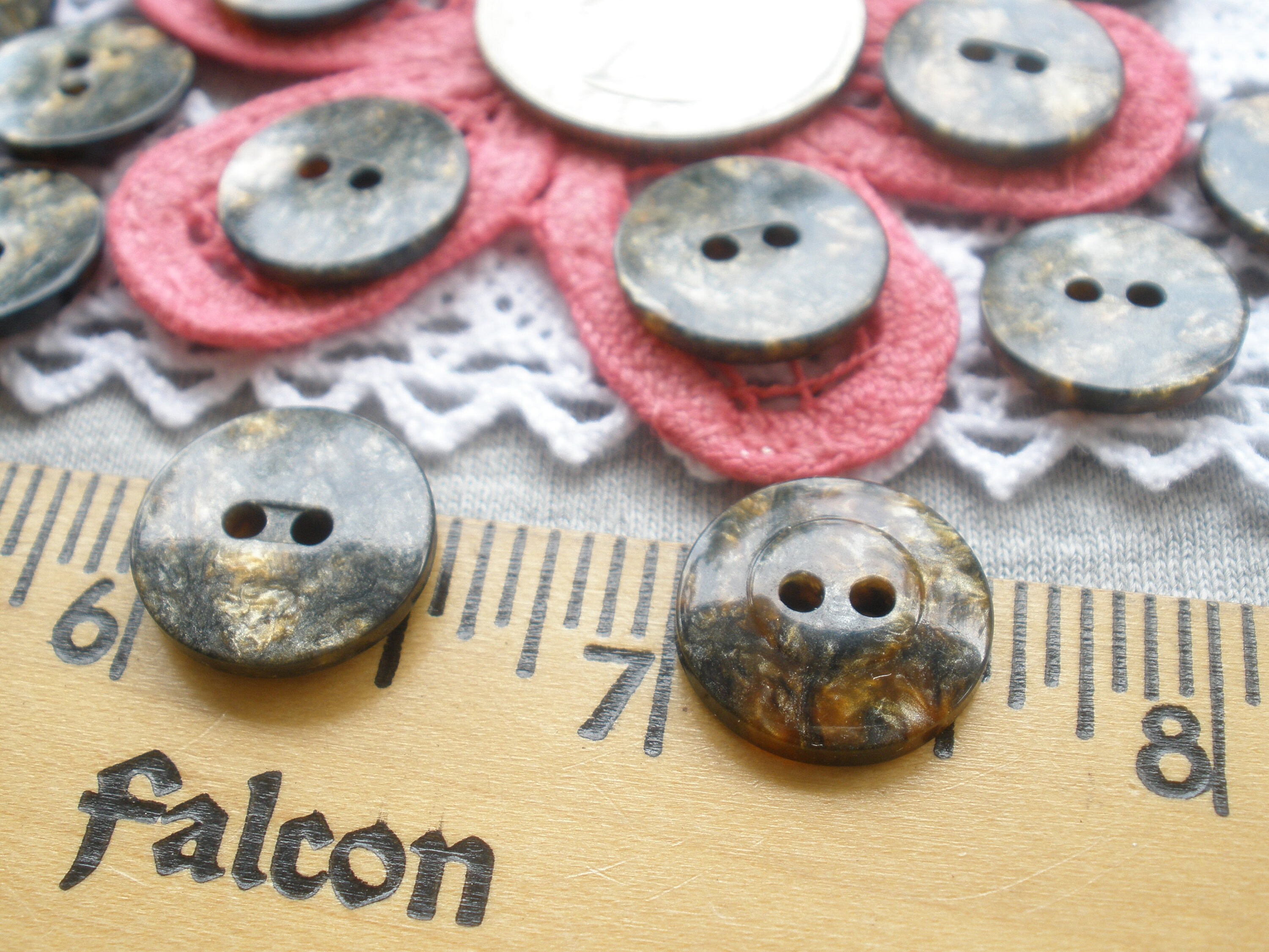 Vintage Gold Foil Buttons Art Deco Iridescent Gold in Black 5/8" (24L ...