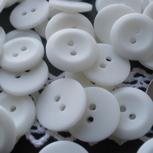 16MM Matte White Plastic Buttons 24L 2-hole Sew on 24 Pcs 5/8" Wedding ...
