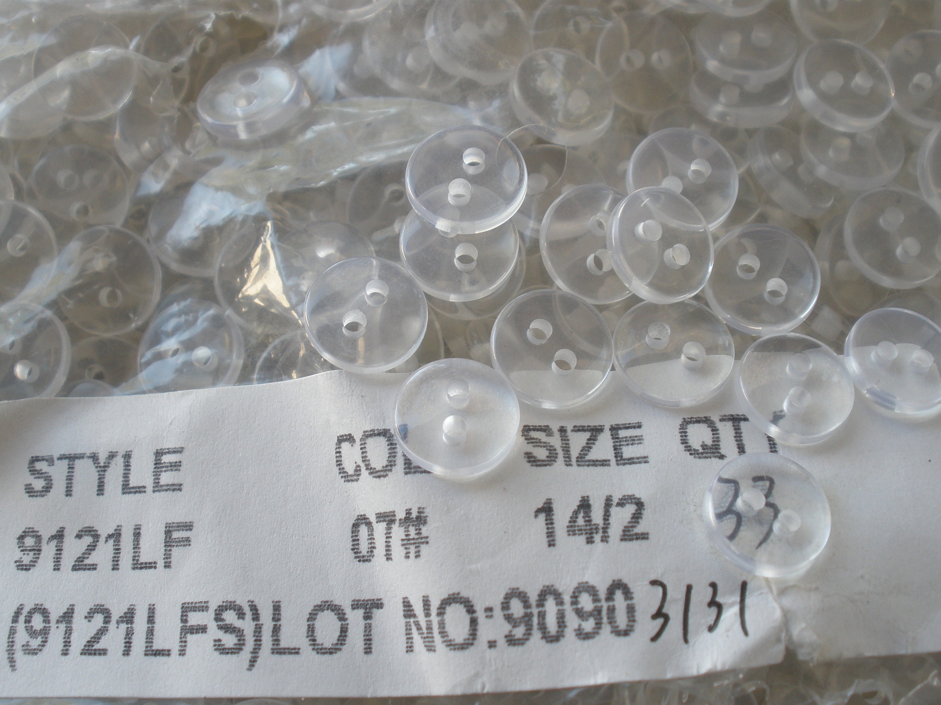 Tiny clear 2-hole Buttons Flatback 24 Plastic 9MM 14L sew-on | Etsy