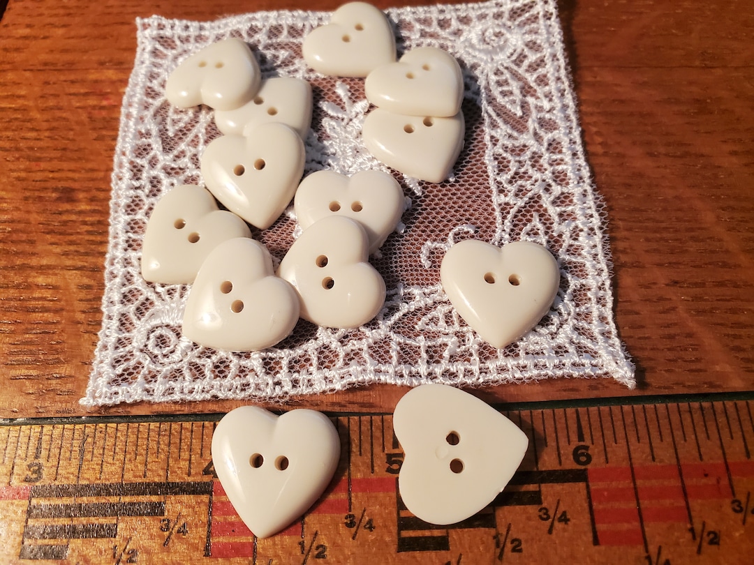 Shiny off White Heart Buttons 18MM 28L 2-hole Sew-on Sewing Crafts ...