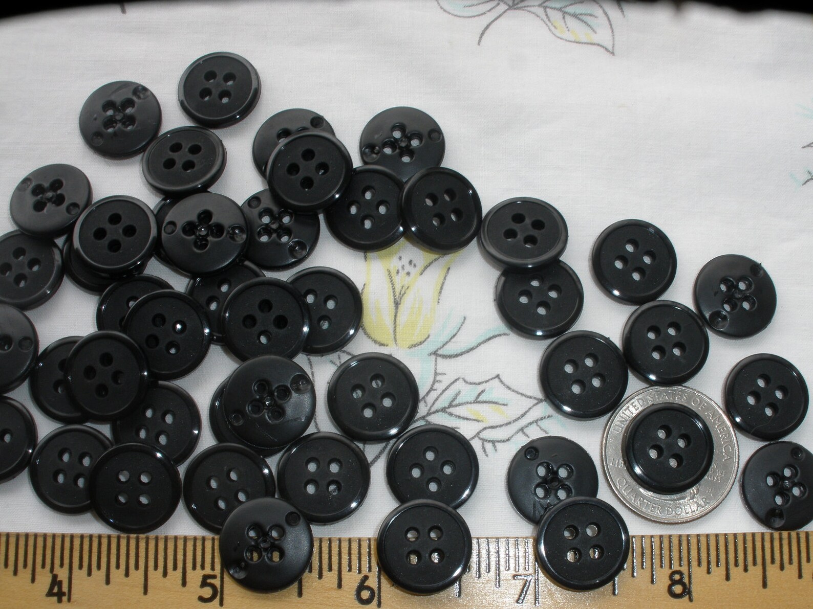 15MM Textured Black Buttons 48 Plastic 23L 24L Rounded Matte Face Shiny ...