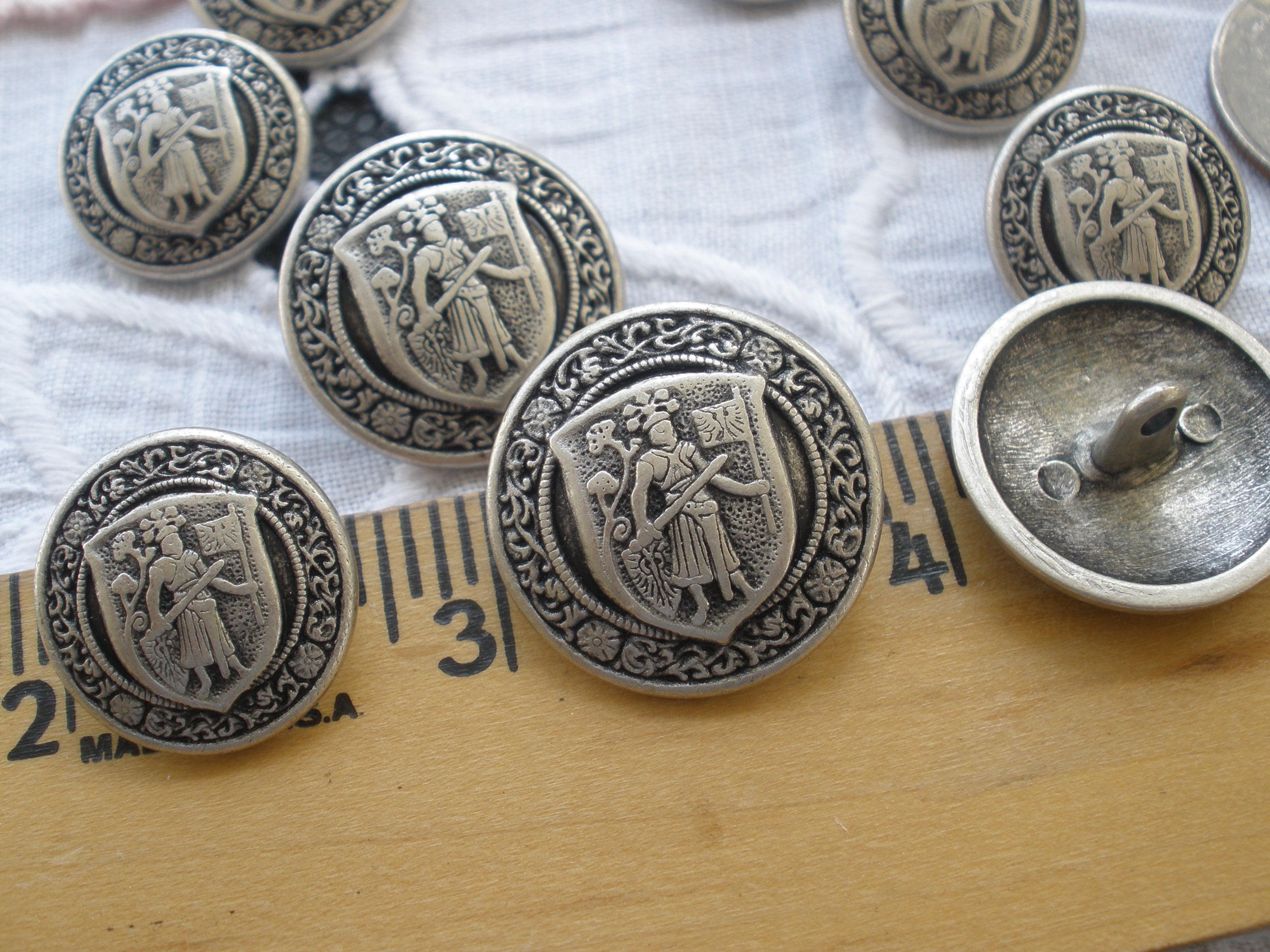 Medieval Knight Crest Antique Silver Tone Cast Metal Shank Blazer ...