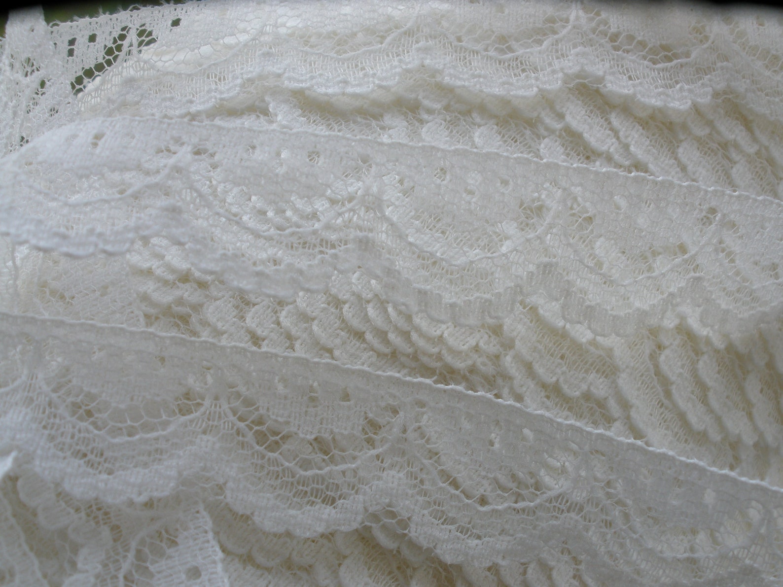 Klauber Brothers Small Scallop Ivory Rigid Lace Edging Trim - Etsy