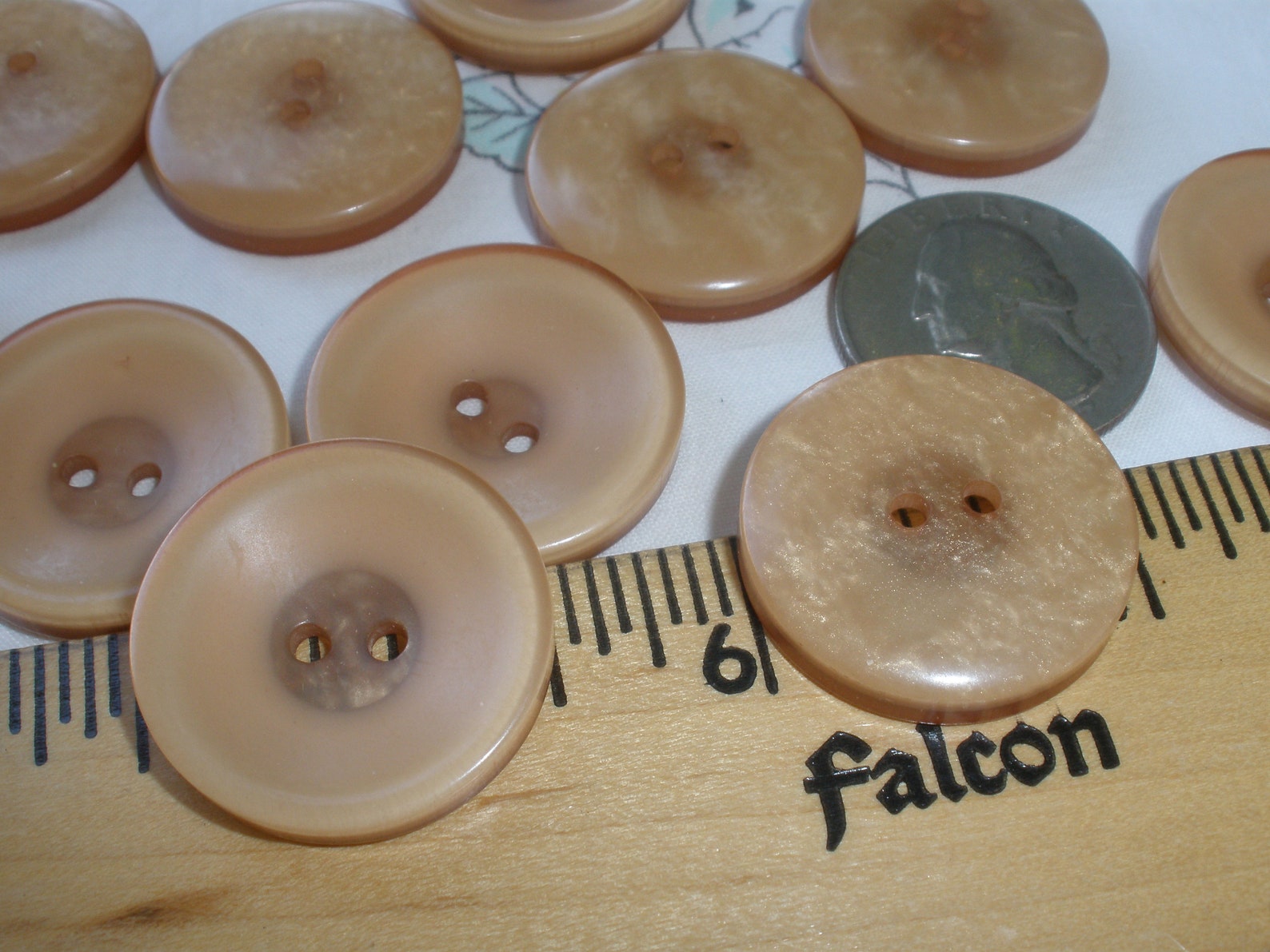 Cool Vintage Fawn Color Buttons One Inch 40L 25mm Translucent Plastic ...
