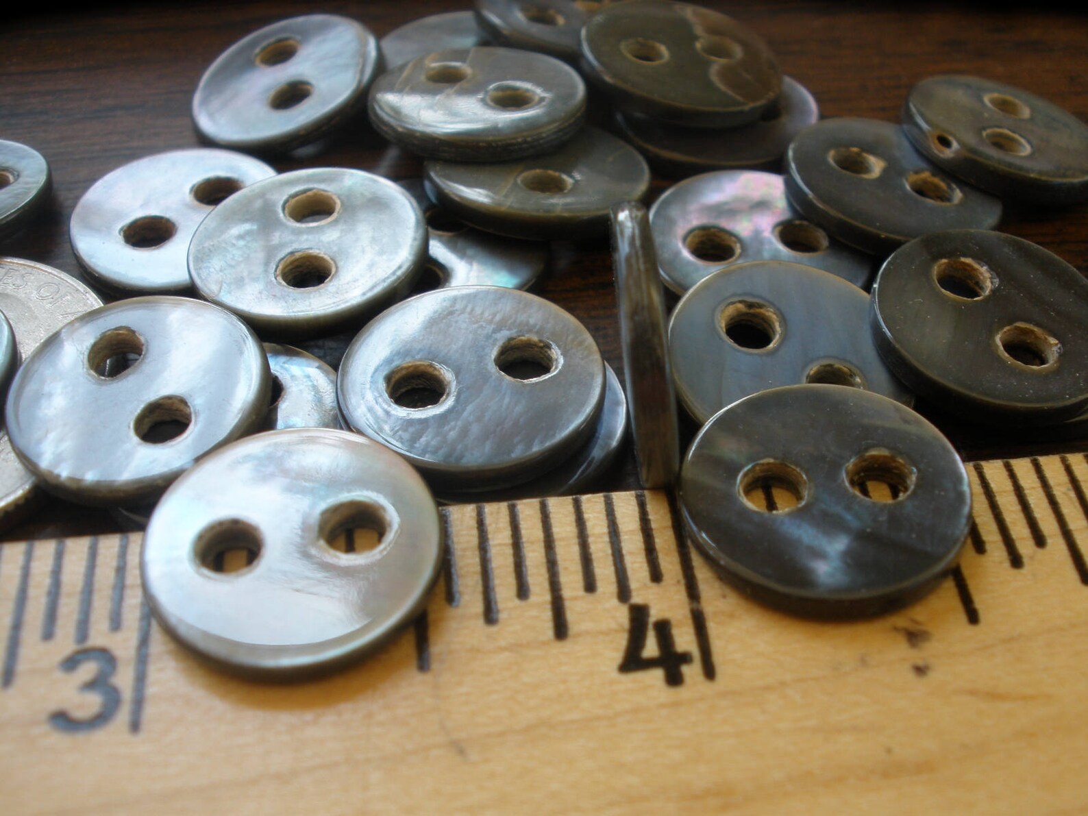 Large Holes Flat Thick Gray Smoke MOP Pearl Buttons 14mm 9/16" 22L Real ...