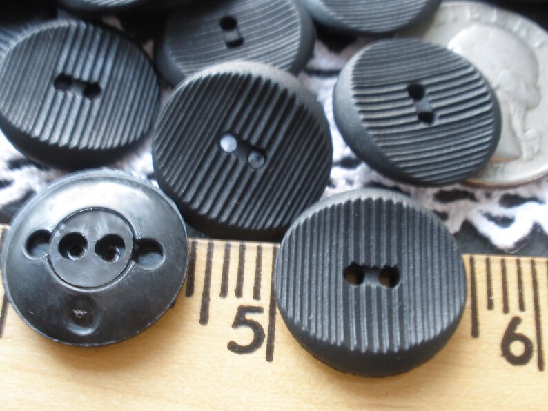 17MM Textured Matte Black Plastic Buttons 36 Each Vintage 28L 11/16" 2 ...