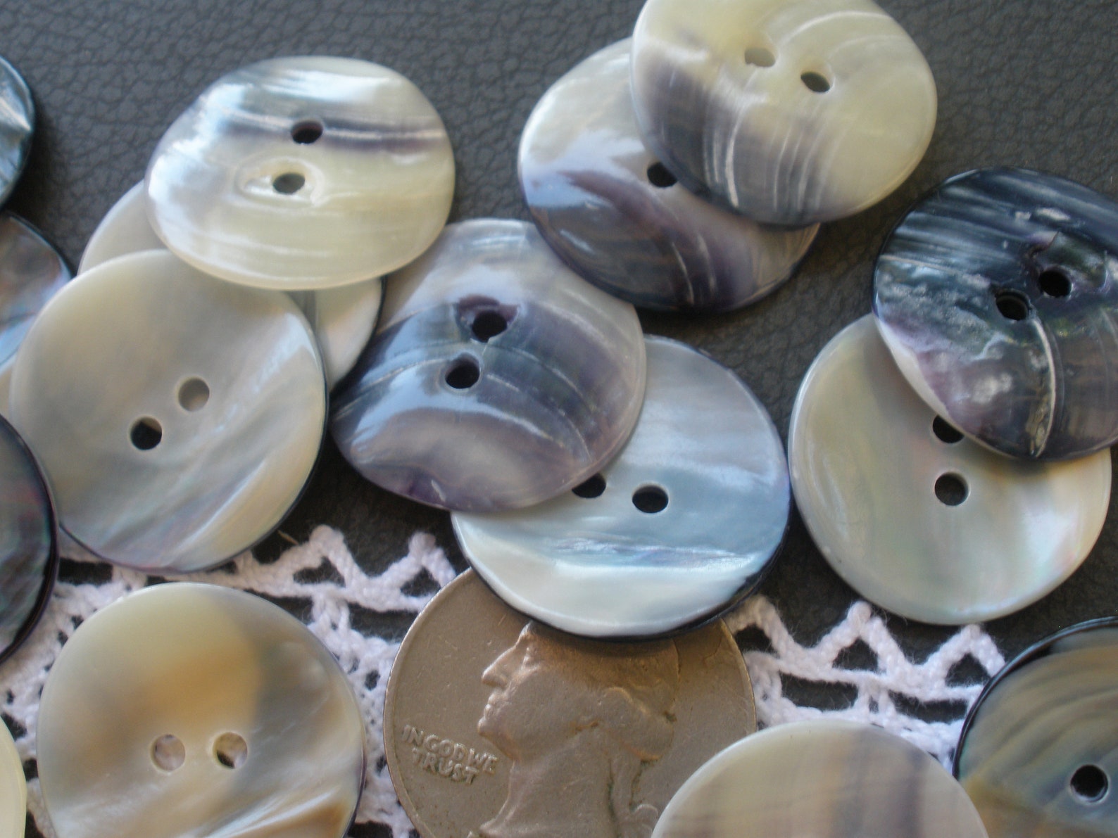 Blueberry & Cream MOP Shell Buttons 22MM 36L 7/8" Pearl 2 Hole Sew on 6 ...